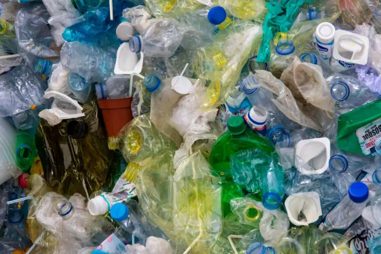 The Story of Plastic - A Summary - Green and Grumpy